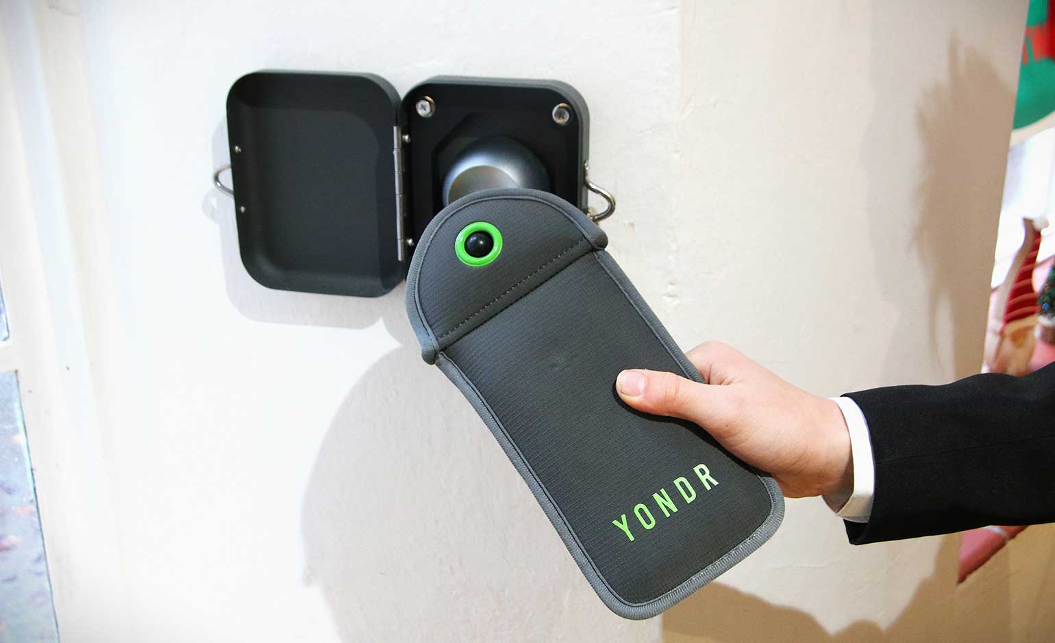 Secondary school becomes first in Bath to introduce Yondr pouches ...